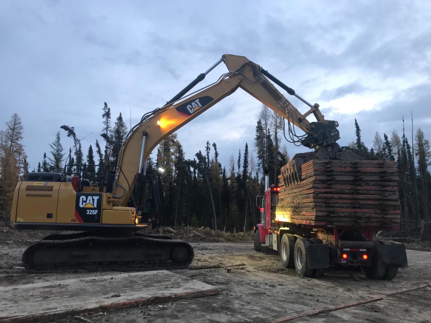 CLT Oil Rig Mats: A Win-Win Access Solution - GFI Solutions LTD